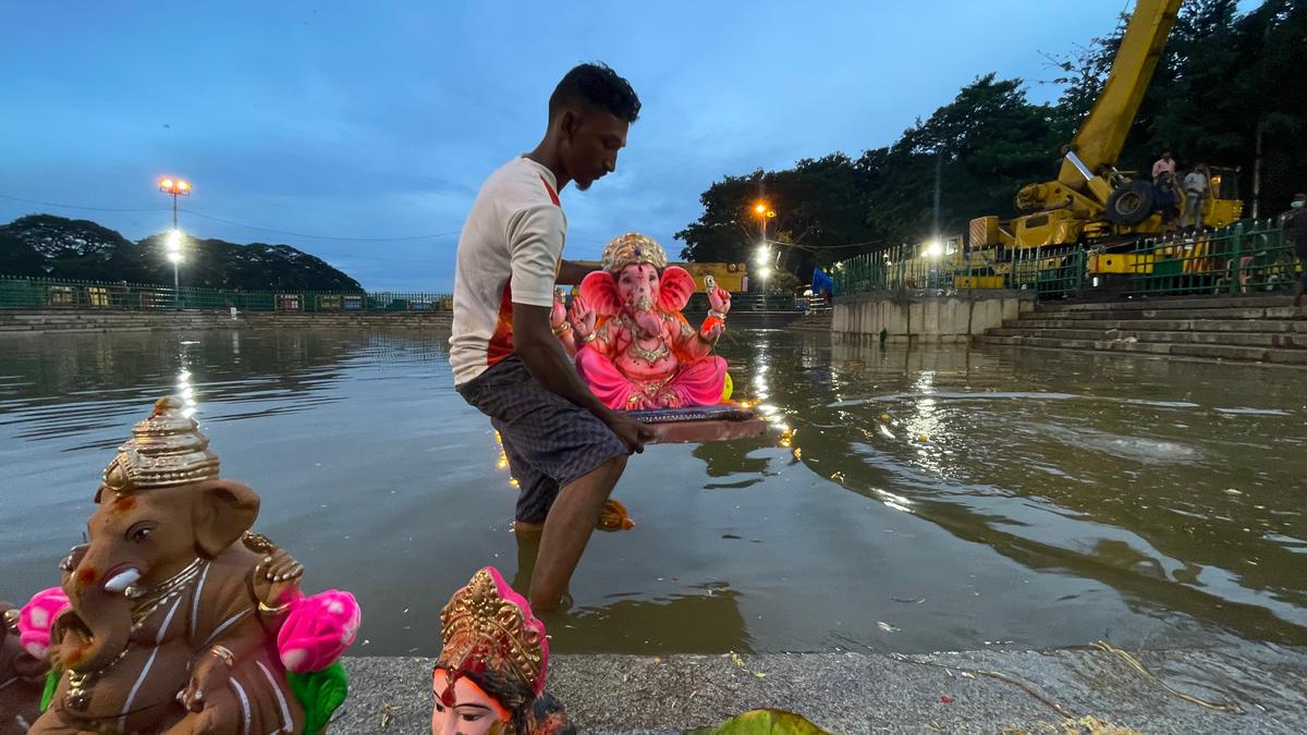 Over 2 lakh Ganesh idols immersed in Bengaluru - The Hindu